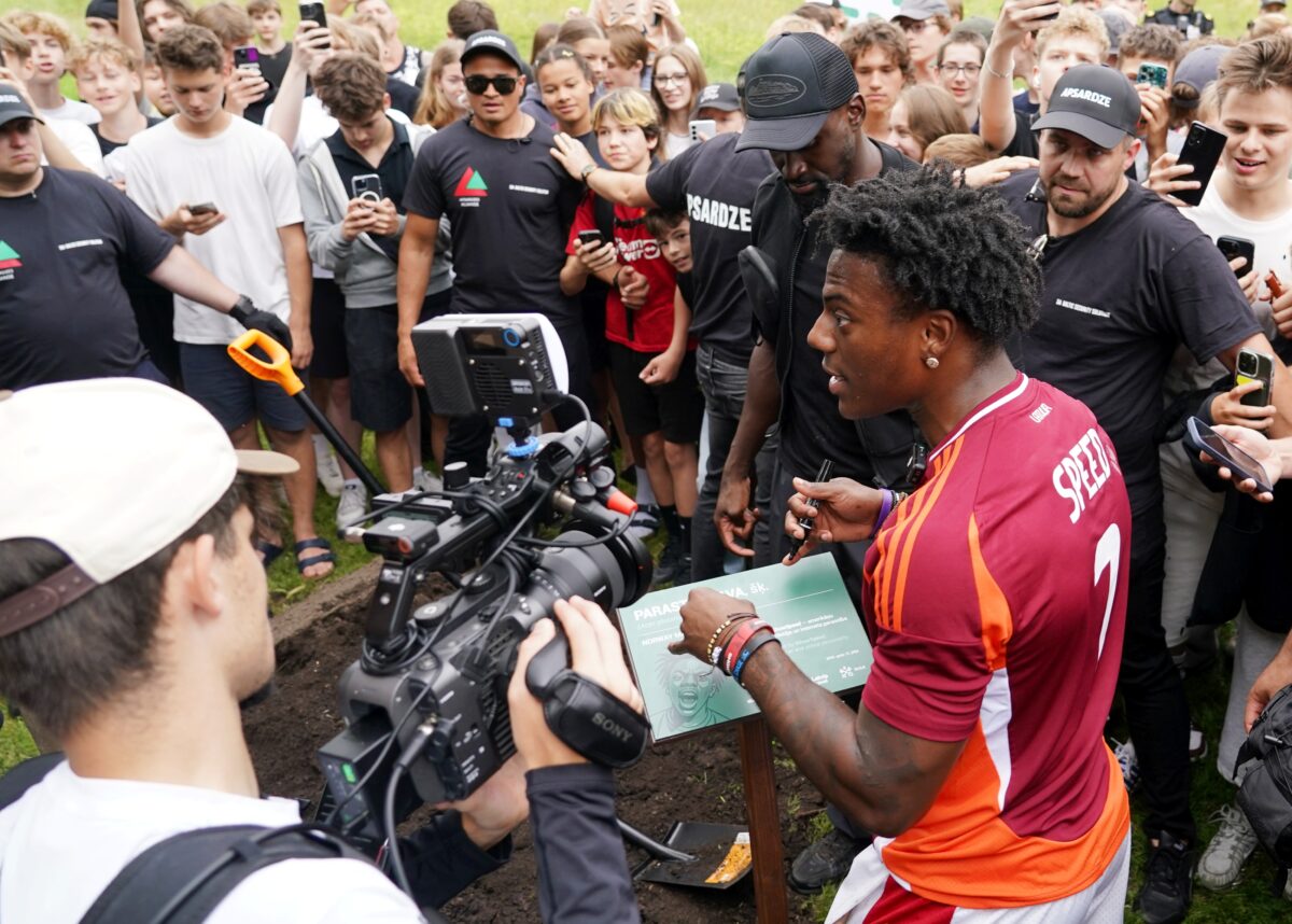 Дезинформация Кремля перед 9 мая: «Латвия объявила войну памяти павших ...